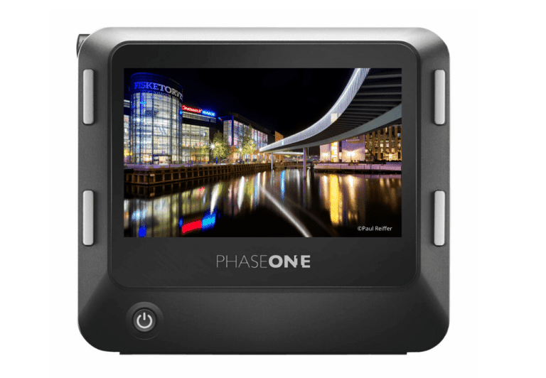 Phase One IQ4 Digital Back - Capture Integration