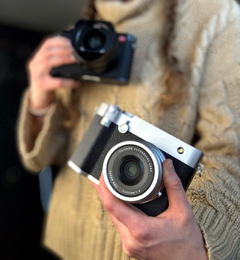 Fujifilm GFX100RF - The World's Smallest 100MP Camera - Capture Integration
